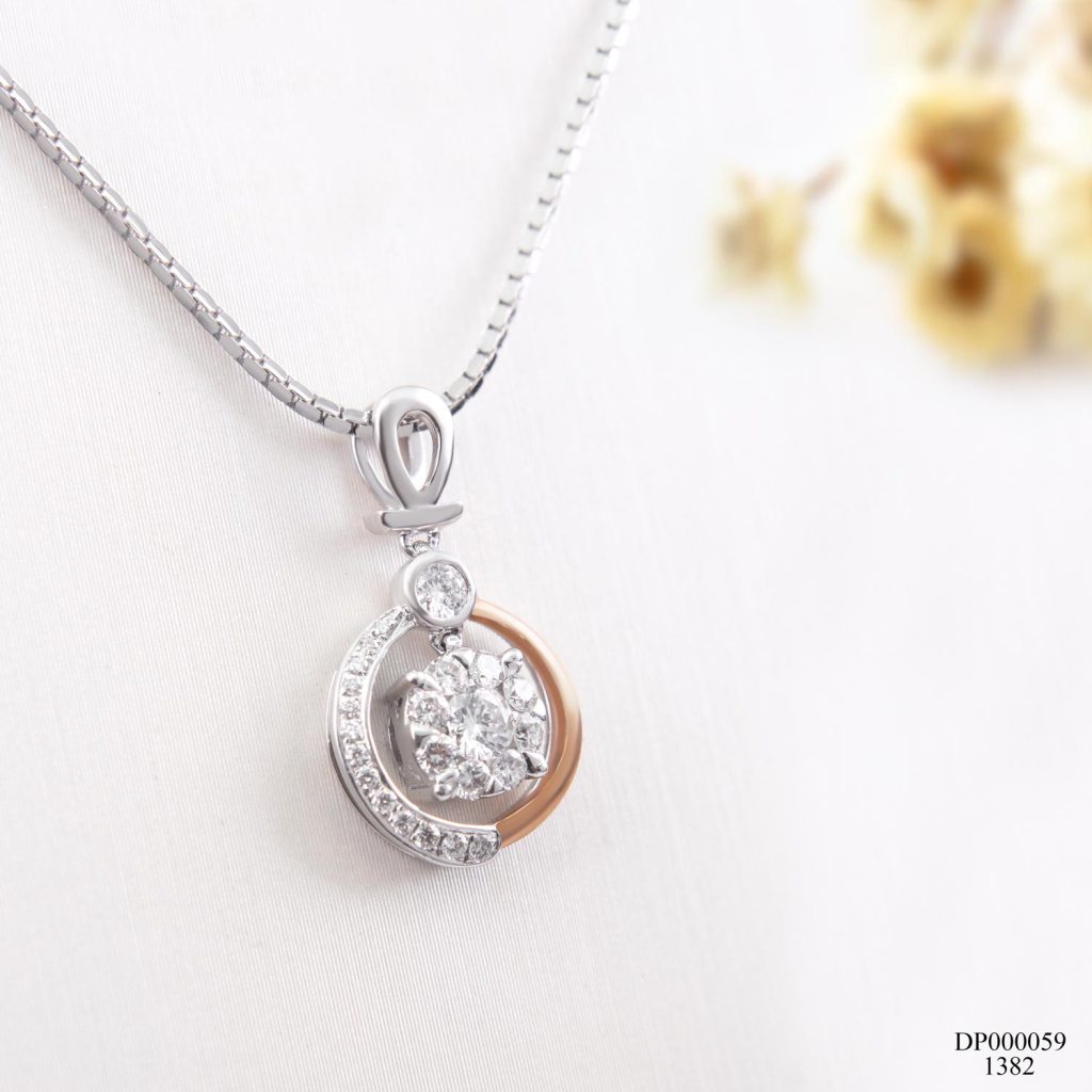 Kalung Emas Memiliki Fungsi dan Manfaat Loh! - V&CO Jewellery News