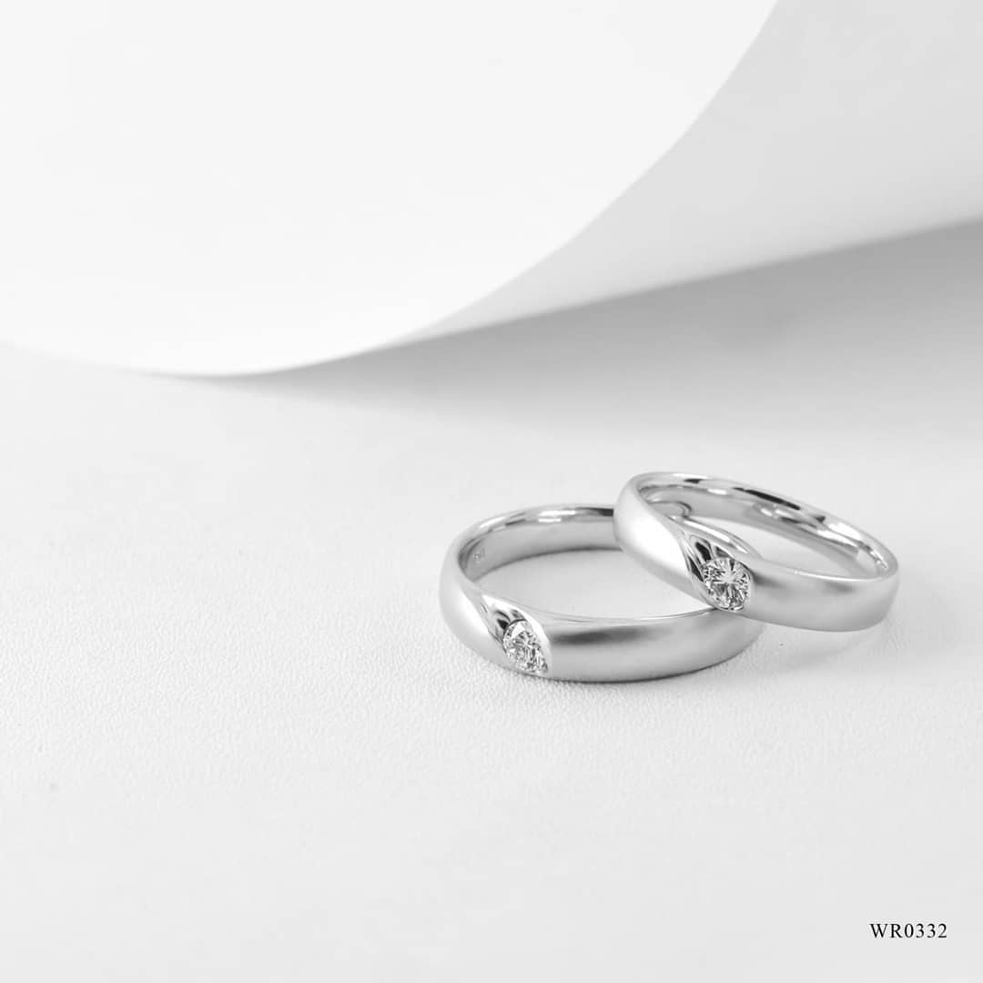Memilih Cincin Berlian Pernikahan Sesuai Harga - V&CO Jewellery News