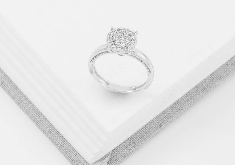 15 Model Cincin Berlian Artis Hollywood - V&CO Jewellery News