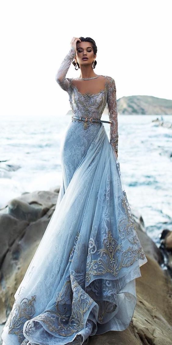 Warna Gaun Pengantin Selain Putih, Apa Saja? - V&CO Jewellery News