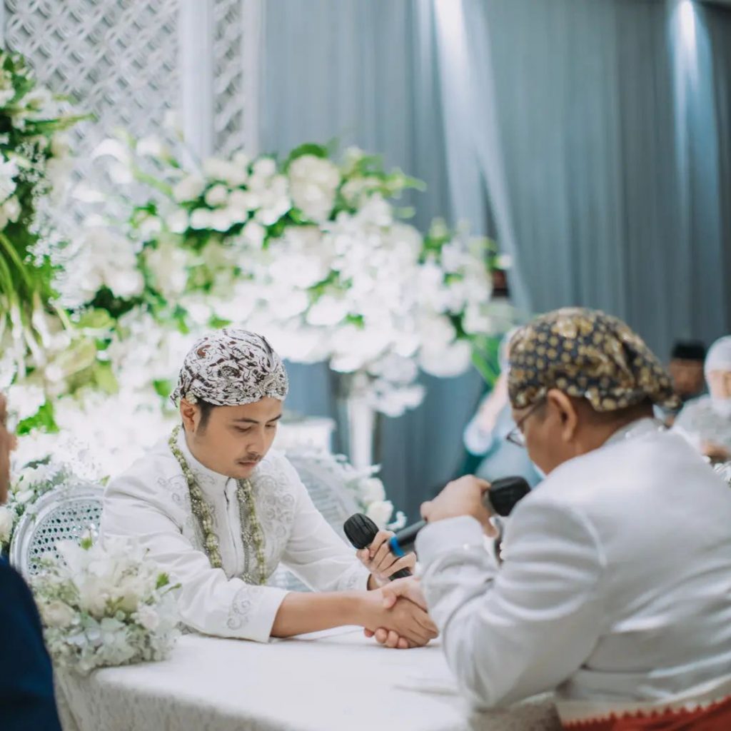 Rekomendasi Jenis-jenis Mas Kawin, serta Kenali Rukun Nikah
