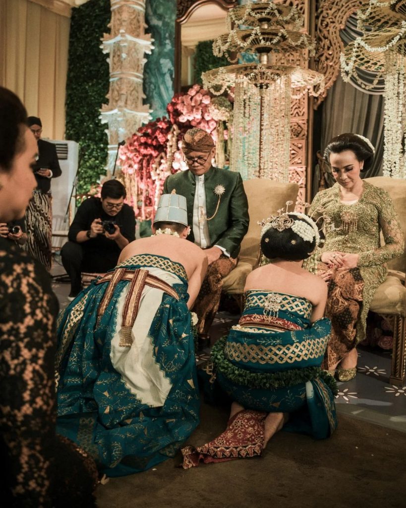 Mengenal Prosesi Ngunduh Mantu Adat Jawa