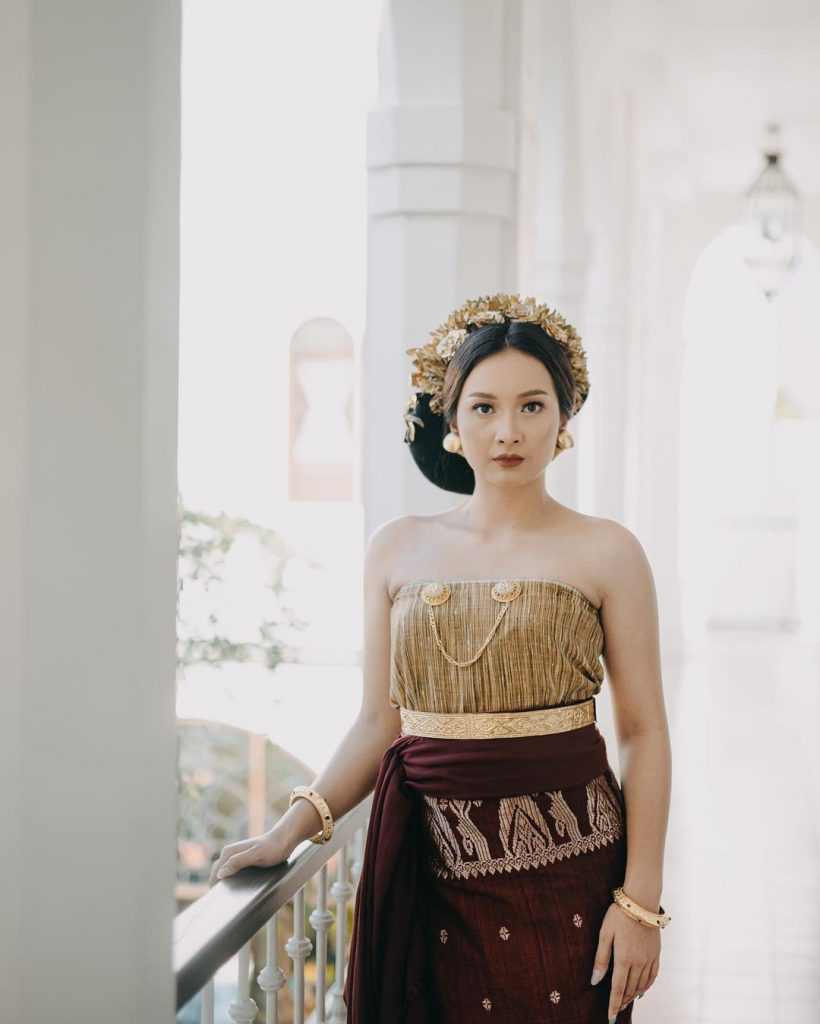 3 Jenis Baju Pengantin Bali dan Filosofi di Baliknya