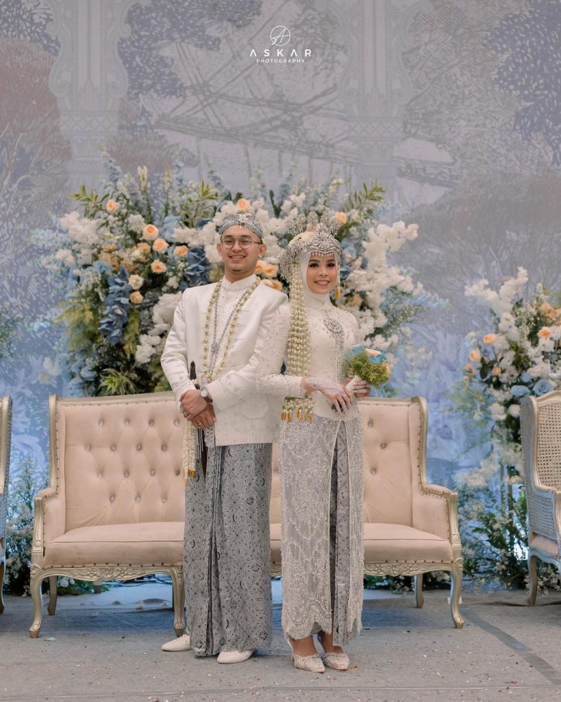 Mengenal 4 Macam Baju Pengantin Sunda yang Penuh Pesona
