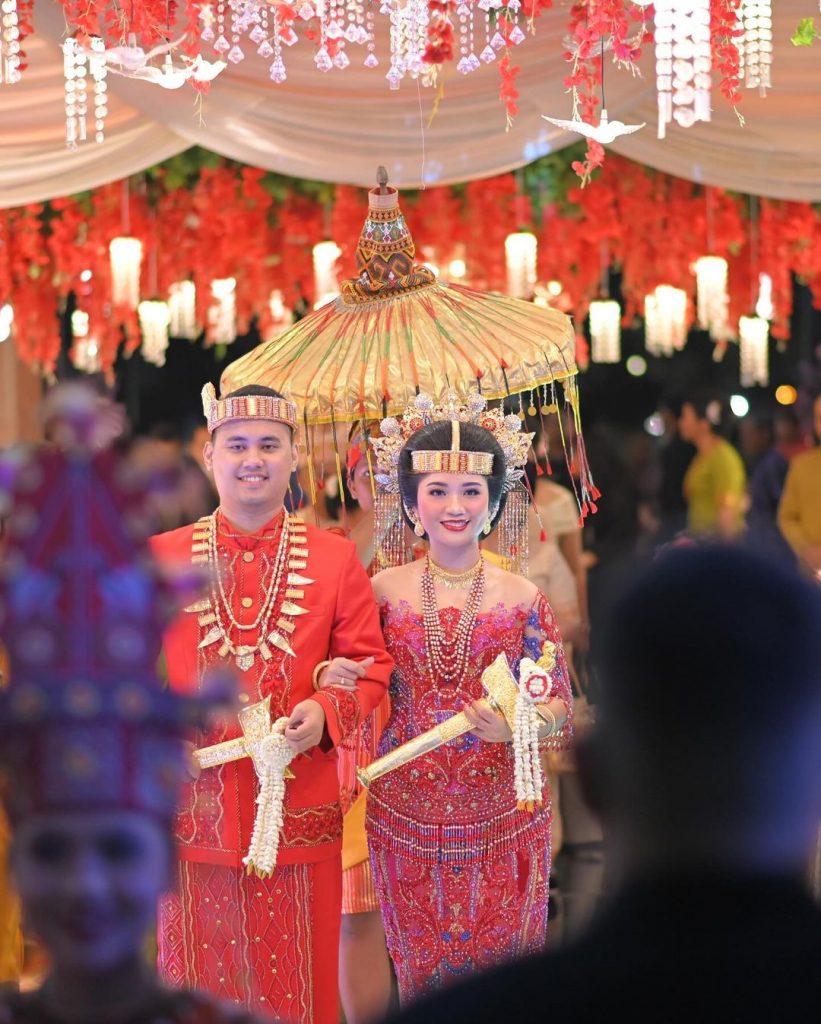 Mengenal 6 Adat Pernikahan Terunik di Indonesia