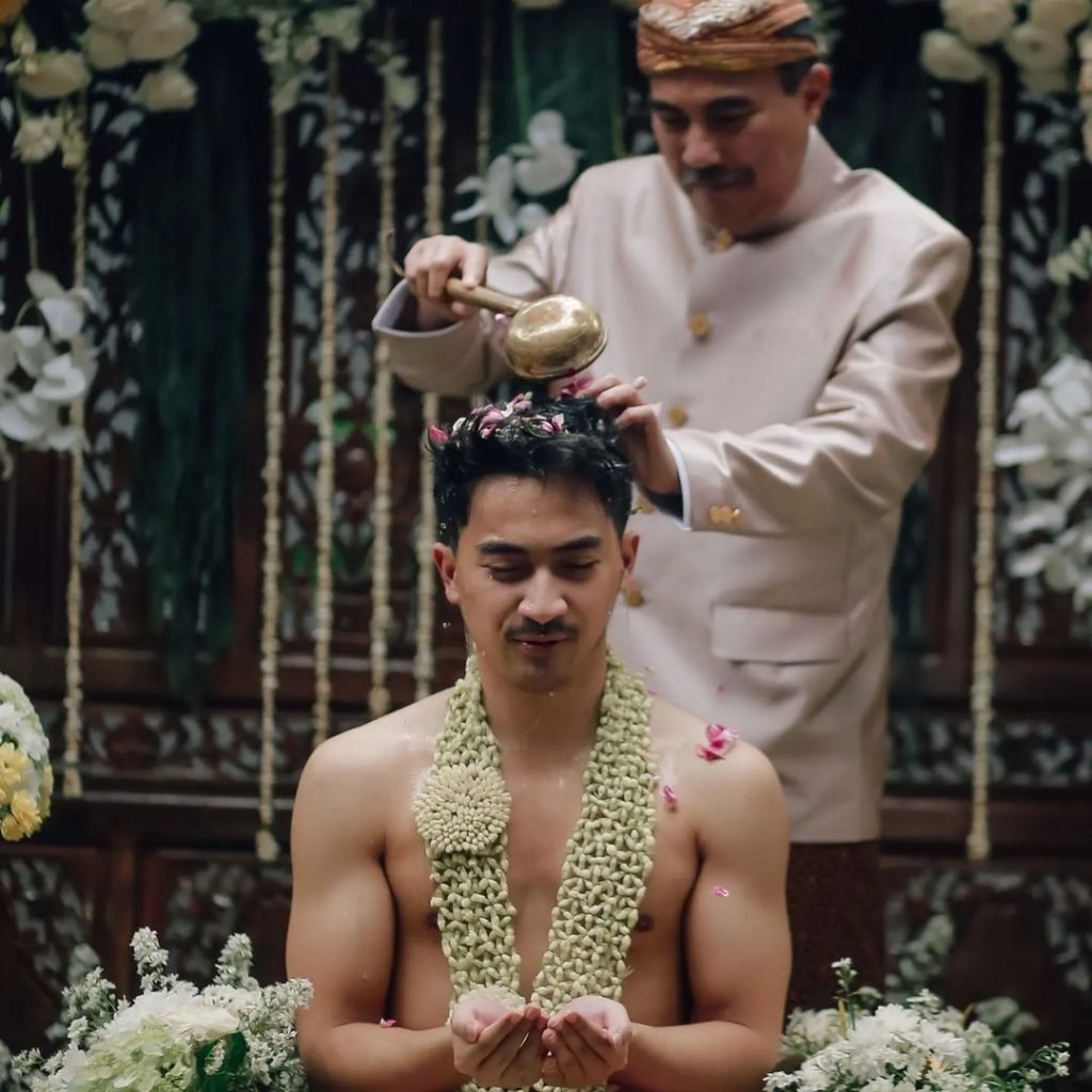 Makna Religi dari Tradisi Siraman Adat Jawa. Kamu Sudah Tau?