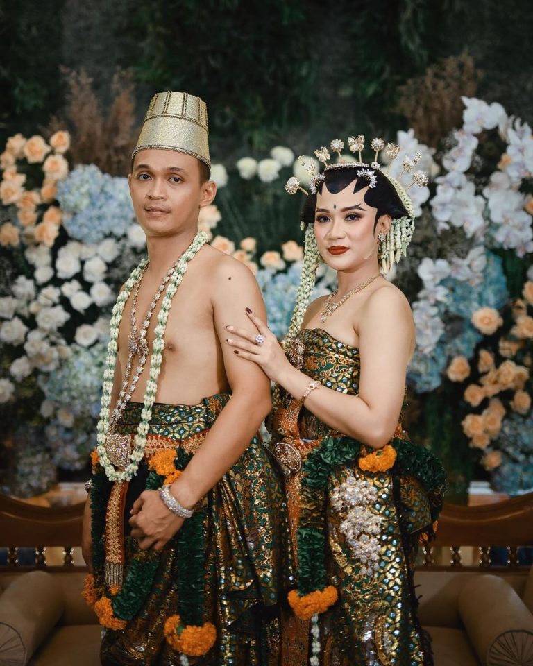 Memahami Upacara Panggih: Pertemuan Sakral dalam Pernikahan Adat Jawa